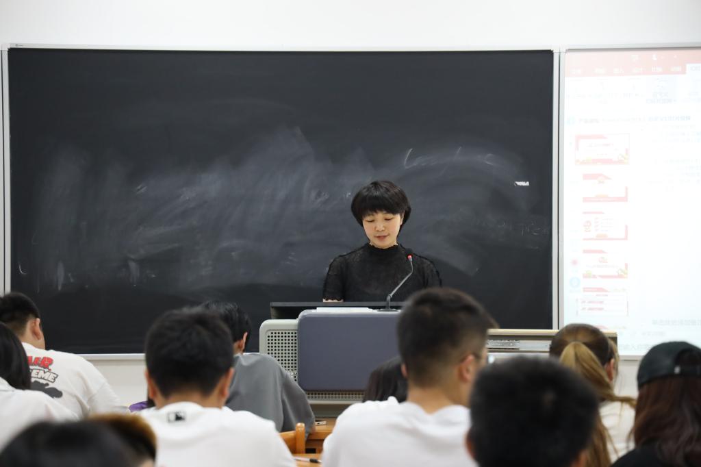 传媒学院“党课开讲啦”第三讲开讲 渭南师范学院新闻网